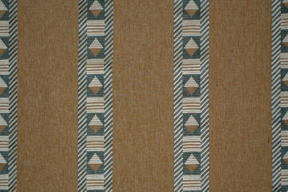 FARA HAZE | Taylor King